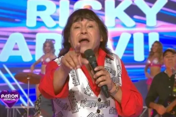 El cantante Ricky Maravilla recibió la "Distinción Internacional ...