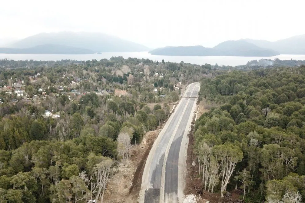 La nueva circunvalación de Villa la Angostura alcanzó un avance ...