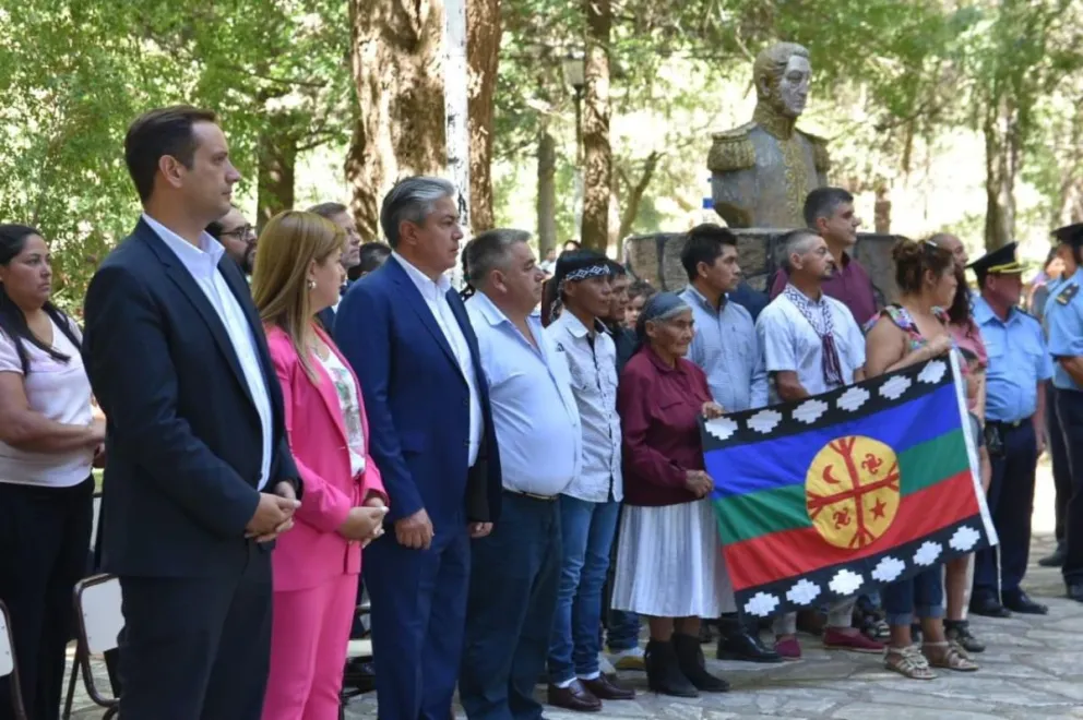 Se realizó el acto por el 84° aniversario de El Huecú | NoticiasNQN