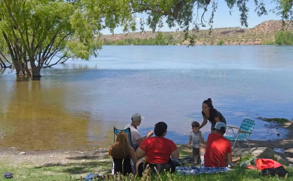 Habilitan el balneario de Isla Jordán con mejoras y monitoreo ...