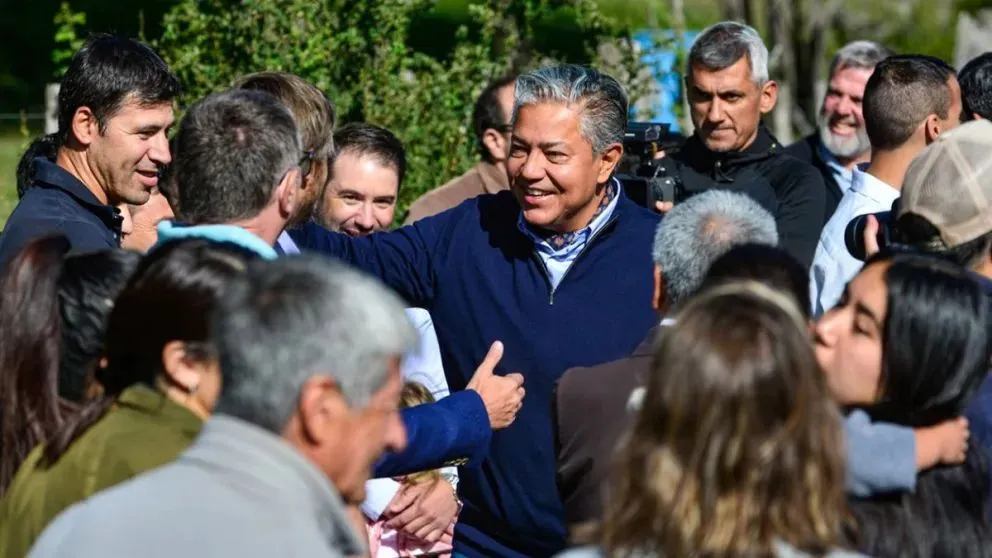 Figueroa inauguró la Escuela Primaria 155 en Pil Pil: "Los neuquinos ...