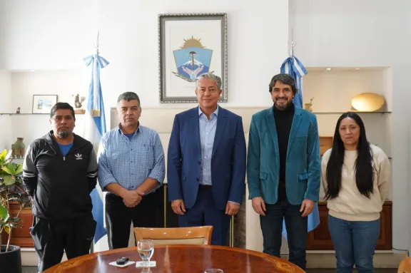 Provincia financiará un nuevo sistema de agua potable para Payla Menuco ...