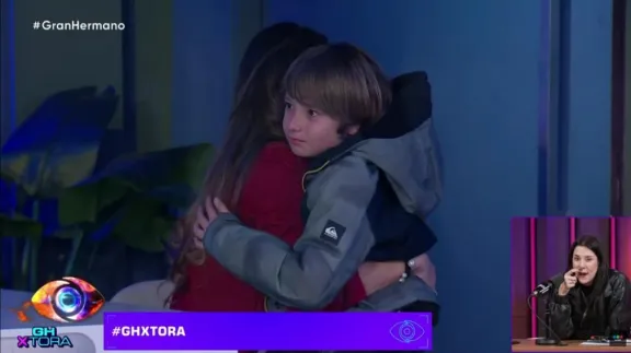 Eugenia vive un momento inolvidable al reencontrarse con su hijo en ...